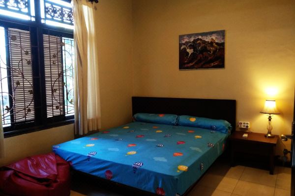 双层背包客别墅(BUNK'D Backpackers Villa)预订价格,联系电话位置地址【携程酒店】