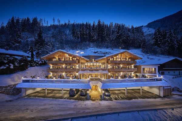 伯格斯布里克费波尔公寓(Berg- & Seeblick Pfefferbauer)预订价格,联系电话位置地址【携程酒店】