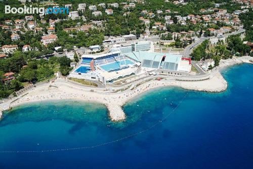 Deluxe Sea View Apartment Mate Balote预订价格,联系电话位置地址【携程酒店】