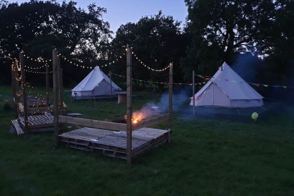 Hippie Hippie Shake Bell Tent - Hang Out Zone预订价格,联系电话位置地址【携程酒店】