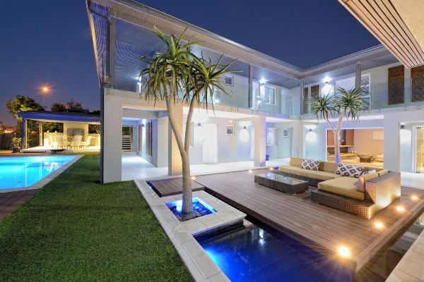 格兰蓝德精品旅馆(Grand Blue D)预订价格,联系电话位置地址【携程酒店】