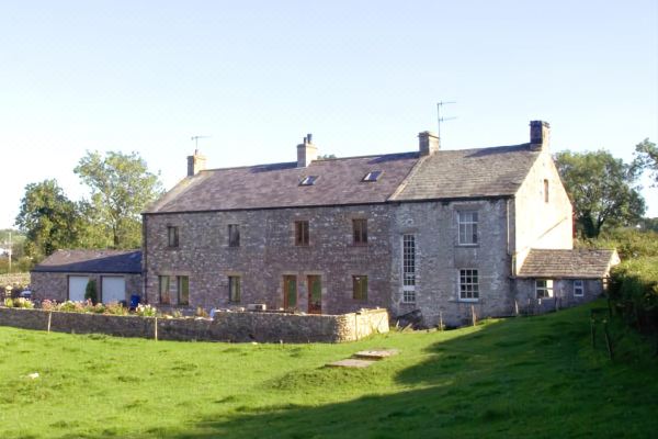 瓦尔斯谷仓酒店(Warth Barn)预订价格,联系电话位置地址【携程酒店】