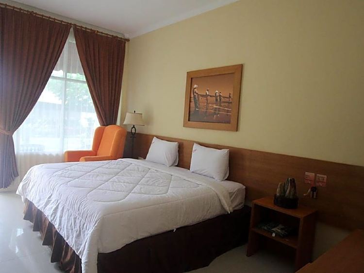 Parai Beach Resort Telengria in Pacitan | 2023 Updated prices, deals ...