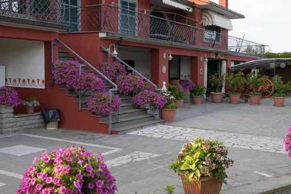 Agriturismo Bisenzio预订价格,联系电话位置地址【携程酒店】