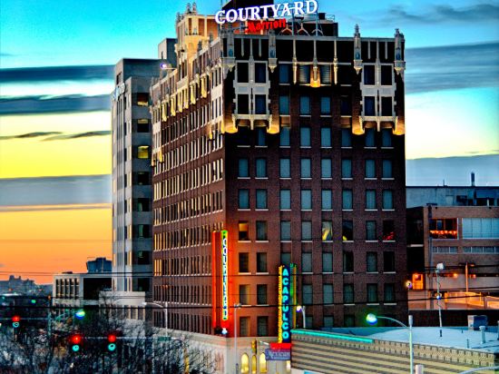 Courtyard by Marriott Amarillo Downtown Amarillo - 2022 hotel deals ...