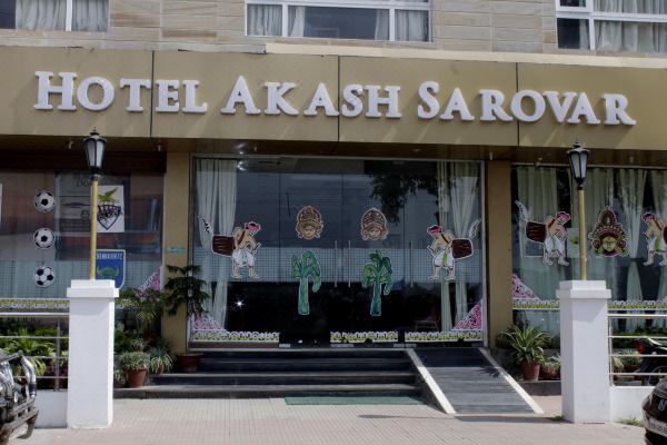 阿卡什萨洛瓦酒店(Hotel Akash Sarovar)预订价格,联系电话位置地址【携程酒店】