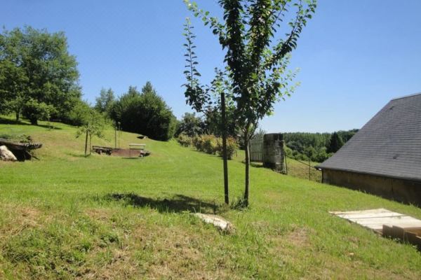 拉康罗薛城堡公爵套房饭店(La Suite Ducale Chateau la Roche Racan)预订价格,联系电话位置地址【携程酒店】