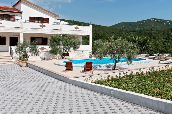 Vinea预订价格,联系电话位置地址【携程酒店】