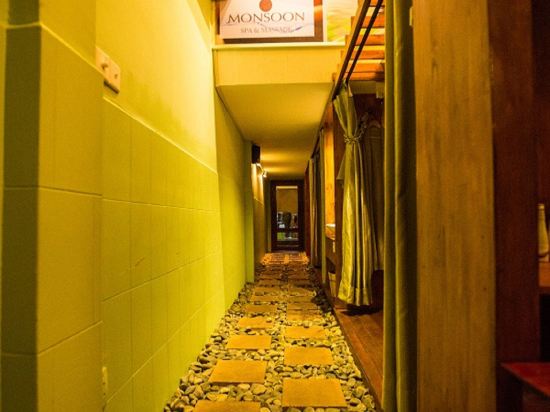 Monsoon Boutique Hotel and Spa Phnom Penh - 2022 hotel deals - Klook ...