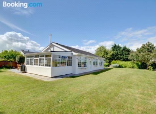 Holiday Home Hazelmere预订价格,联系电话位置地址【携程酒店】