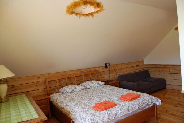 图莱达斯维斯图尔斯度假屋(Holiday Home Turaidas Viesturs)预订价格,联系电话位置地址【携程酒店】