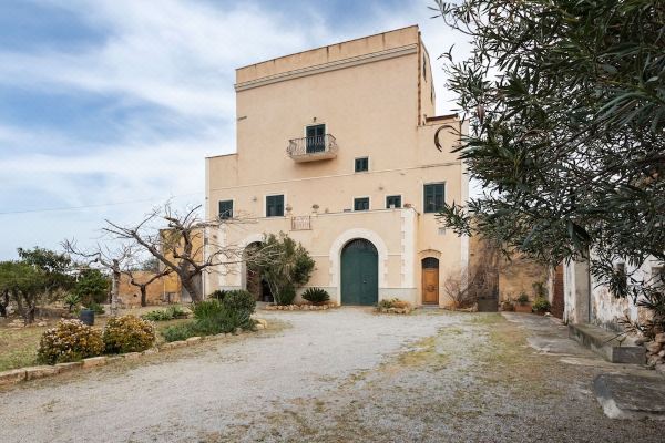 Enticing Holiday Home in Portella di Mare Near Sea Beach预订价格,联系电话位置地址【携程酒店】