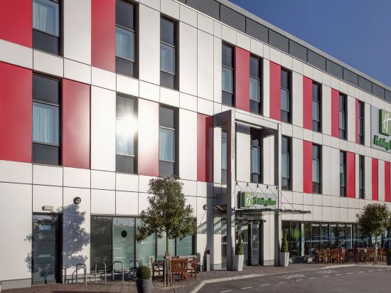 Holiday Inn LONDON - LUTON AIRPORT, Luton Hotel Price, Address & Reviews