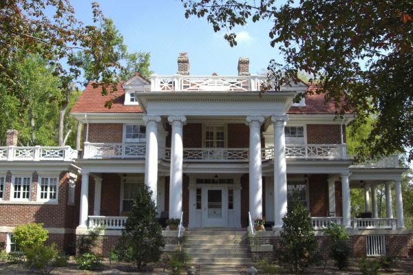 波克斯利广场旅馆(The Boxley Place Inn)预订价格,联系电话位置地址【携程酒店】