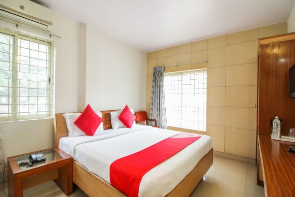 OYO 1633 白鹦鹉酒店(OYO 1633 Hotel White Parrot)预订价格,联系电话位置地址【携程酒店】