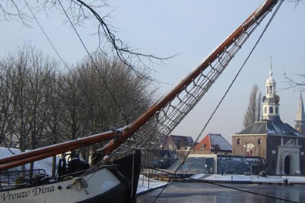 Zeilschip de Vrouw Dina预订价格,联系电话位置地址【携程酒店】