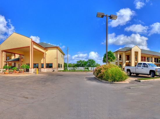 Lone Star Inn & Suites Victoria - 2022 hotel deals - Klook United States