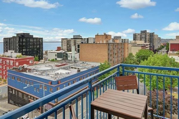 贝尔顿小区水滨景观顶层房 - 2 居公寓酒店(Belltown Court Water View Penthouse - Two ...