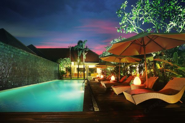 巴厘岛阿尔德奥兹坎卡纳大别墅预订价格,联系电话位置地址【携程酒店】