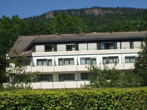 艾巴林酒店(Abarin Hotel)预订价格,联系电话位置地址【携程酒店】